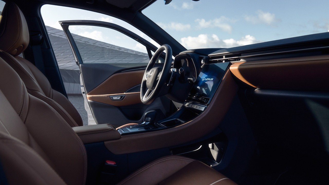 Uusi Lexus LBX Hybrid | Lexus Suomi